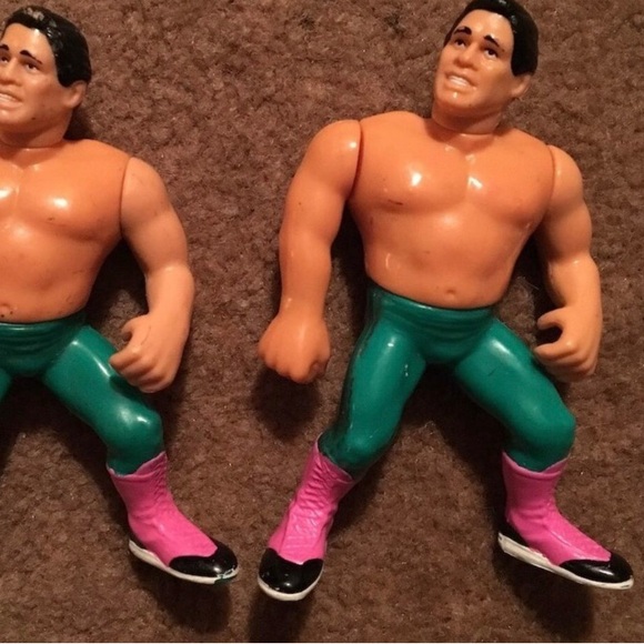 Hasbro | Toys | Wwewwf Wrestling Action Figures Tito Santana With Green ...